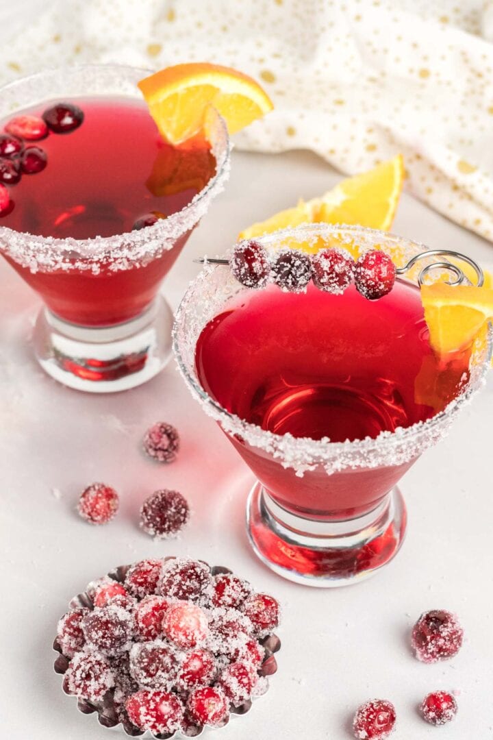 Cranberry Martini (Crantini) - Tastes of Homemade