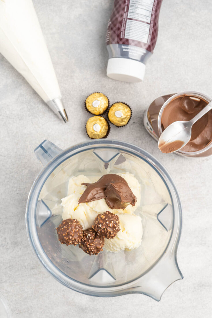 Ferrero Rocher Milkshake - Tastes of Homemade