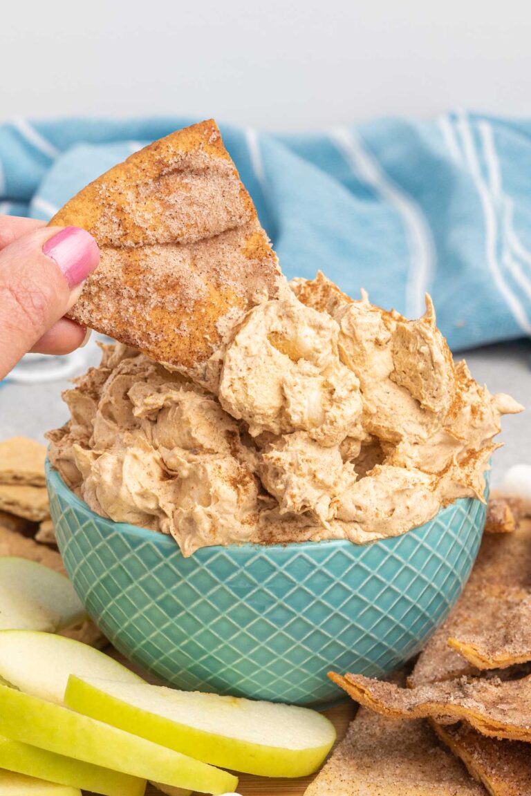 Baked Cinnamon Sugar Pita Chips - Tastes of Homemade