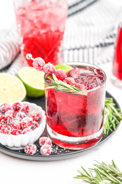Cranberry Margarita (Mistletoe Margarita) - Tastes of Homemade