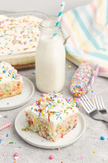 Easy Funfetti Birthday Poke Cake - Tastes of Homemade