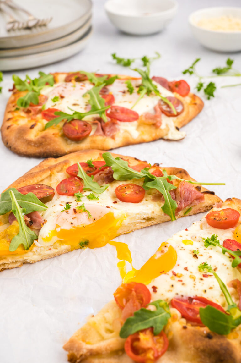 Easy Naan Breakfast Pizza - Tastes of Homemade