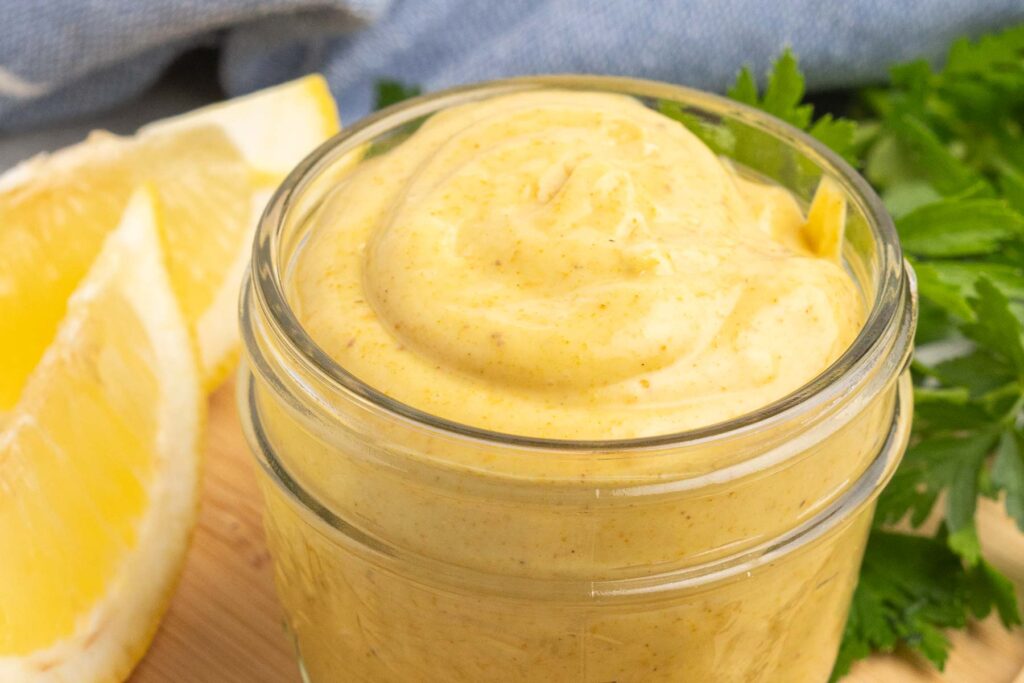10 Creative Mayo Flavors to Try on Your Next Sandwich - Tastes of Homemade