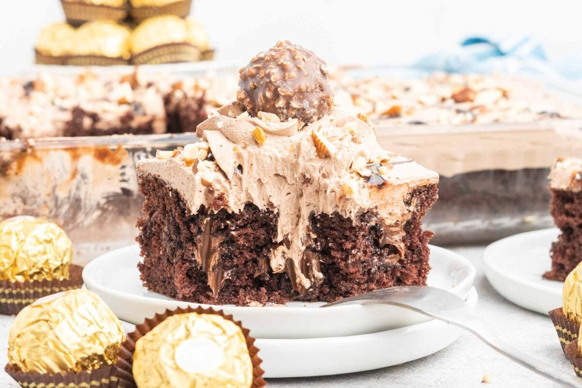 10 Easy Poke Cakes That Start with a Boxed Mix - Tastes of Homemade