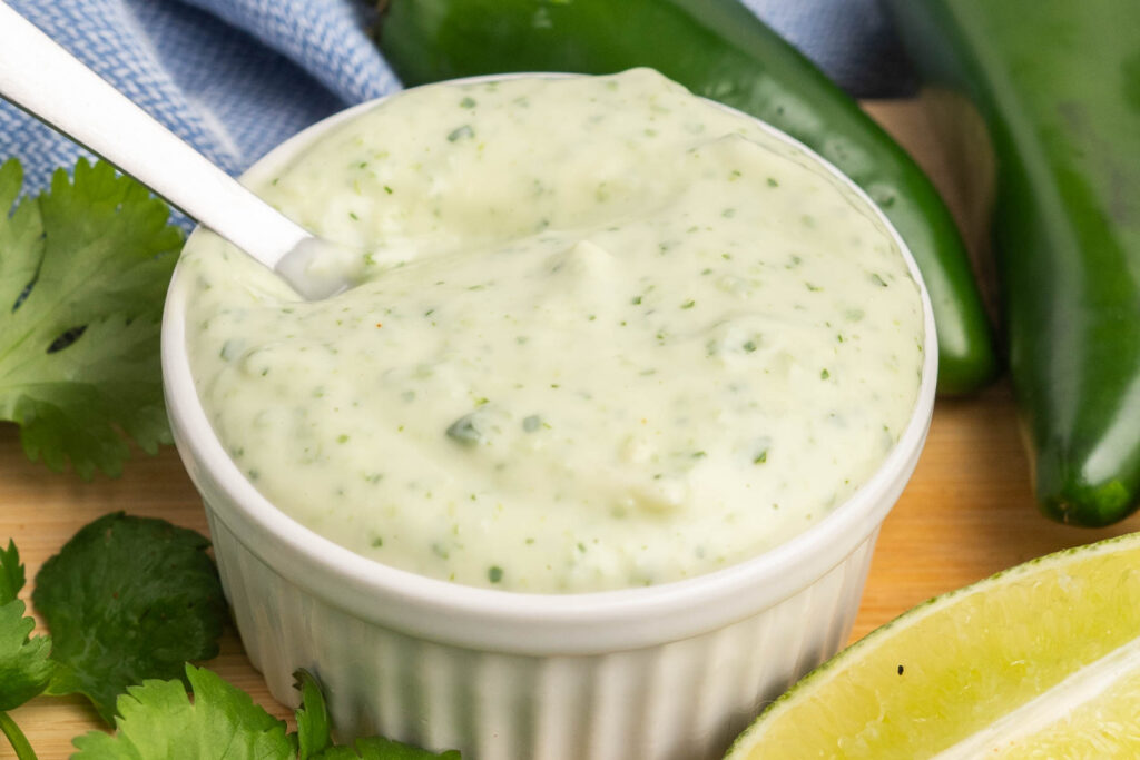 10 Creative Mayo Flavors to Try on Your Next Sandwich - Tastes of Homemade