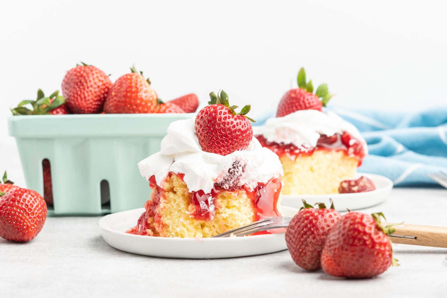 10 Easy Poke Cakes That Start with a Boxed Mix - Tastes of Homemade